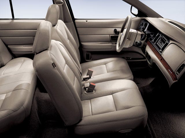 2011 Ford Crown Victoria Reviews, Ratings, Prices - Consumer Reports