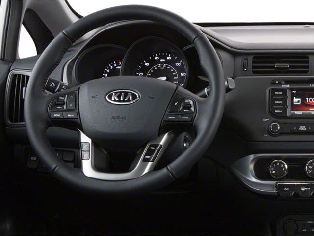 2013 Kia Rio Road Test Report - Consumer Reports
