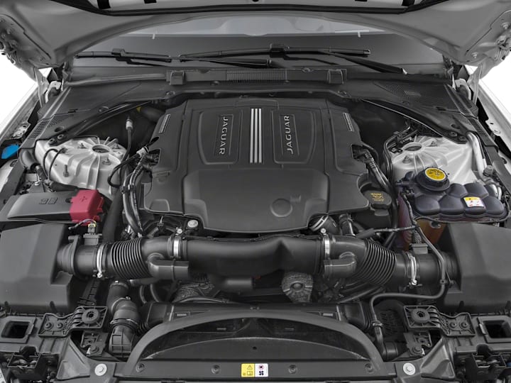 Photos & Video: 2017 Jaguar XE Photos & Video - Consumer Reports