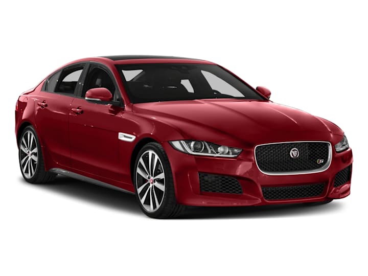 2018 Jaguar XE Road Test Report - Consumer Reports