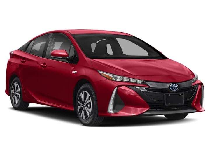 2018 Toyota Prius Prime Road Test Report - Consumer Reports