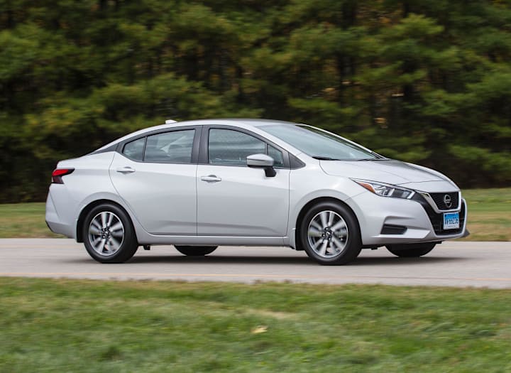 Photos & Video: 2023 Nissan Versa Photos & Video - Consumer Reports