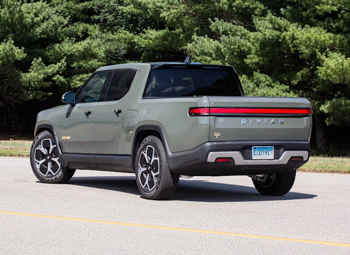2023 Rivian R1T Reviews, Ratings, Prices - Consumer Reports