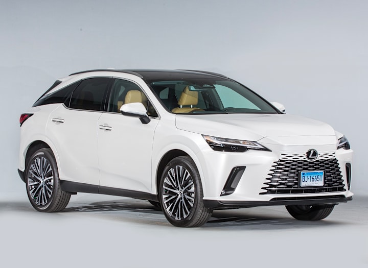 2023 Lexus RX Hybrid Road Test Report - Consumer Reports
