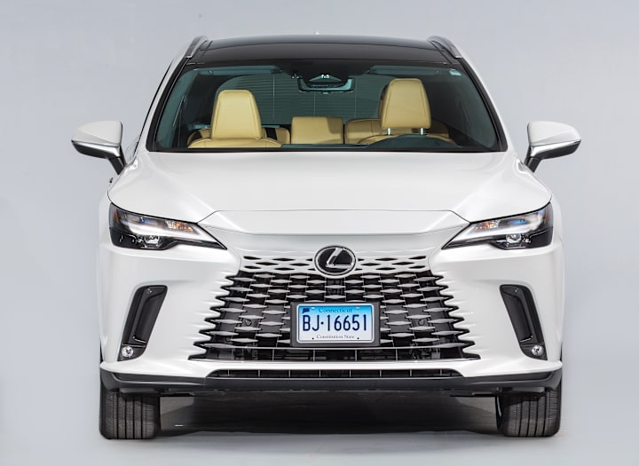 2023 Lexus RX Hybrid Road Test Report - Consumer Reports