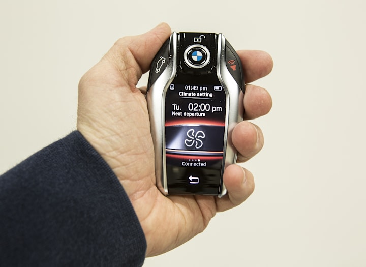 Photos & Video: 2021 BMW 7 Series Photos & Video - Consumer Reports