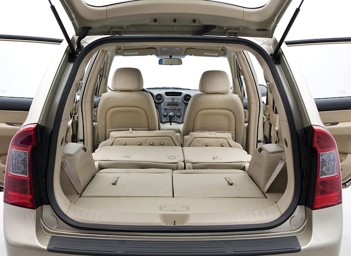 Photos & Video: 2008 Kia Rondo Photos & Video - Consumer Reports