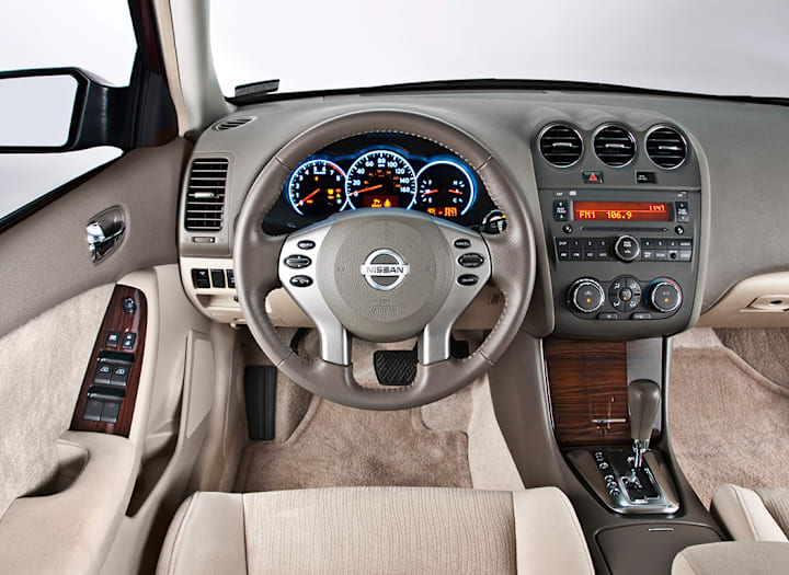 2010 Nissan Altima Reviews, Ratings, Prices - Consumer Reports
