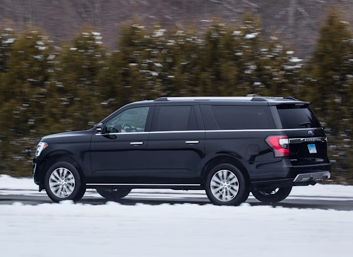 Photos & Video: 2021 Ford Expedition Photos & Video - Consumer Reports