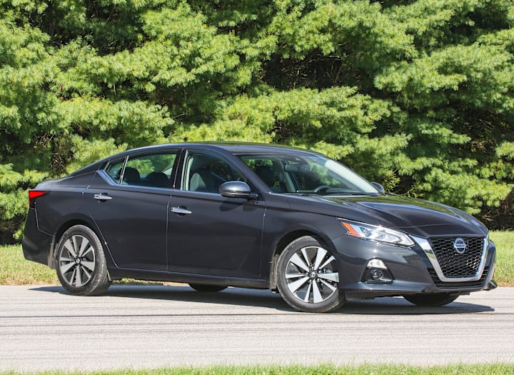 Photos & Video: 2021 Nissan Altima Photos & Video - Consumer Reports