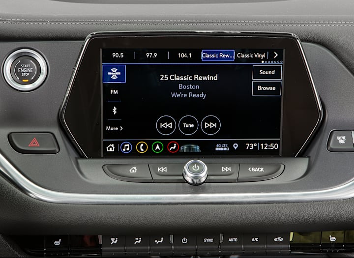 Photos & Video: 2021 Chevrolet Blazer Photos & Video - Consumer Reports