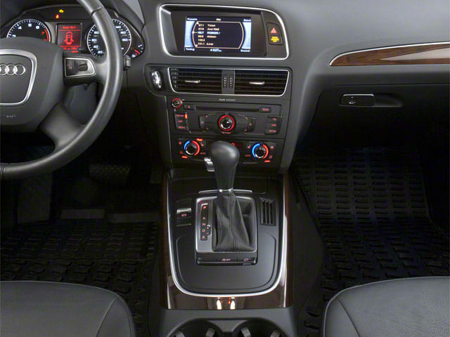 audi q5 2011 features