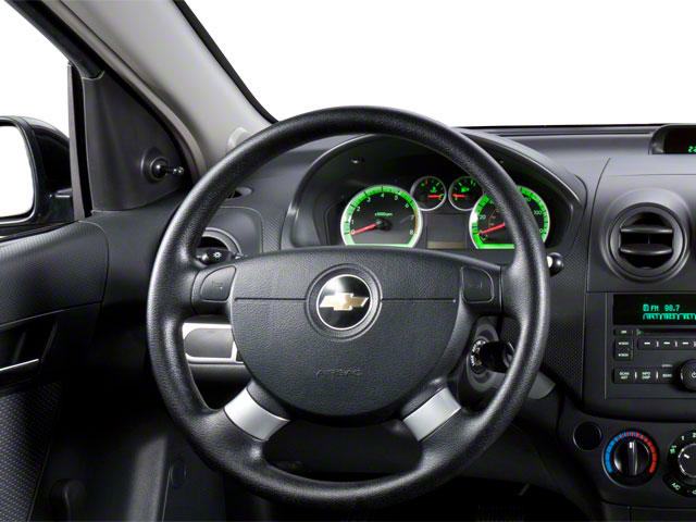 2011 chevy aveo interior