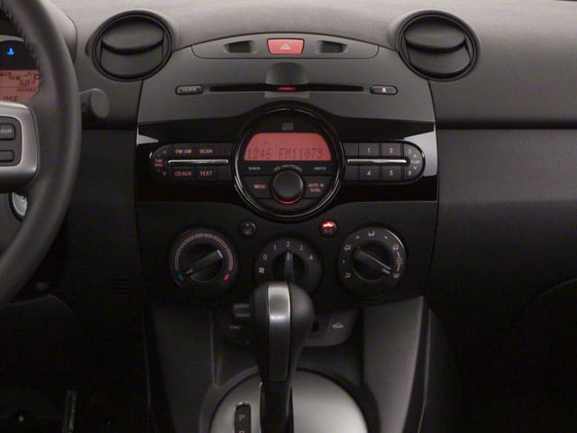 mazda 2 interior 2011