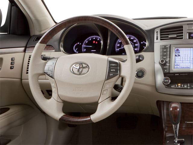 2011 avalon interior